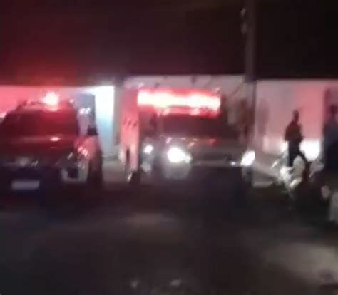 Homem é Assassinado Com Dois Tiros Na Cabeça Próximo A Mercadinho Em