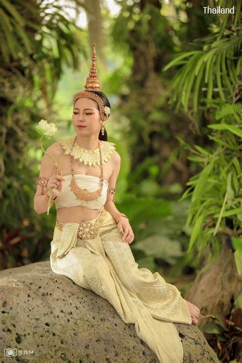 Thai Ancient Costume Thai Traditional Dress Thailand 🇹🇭 ชุด สาว