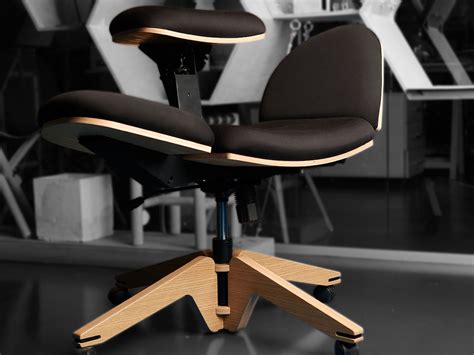 Beyou Transforming Chair Supports More Than 10 Seating Positions