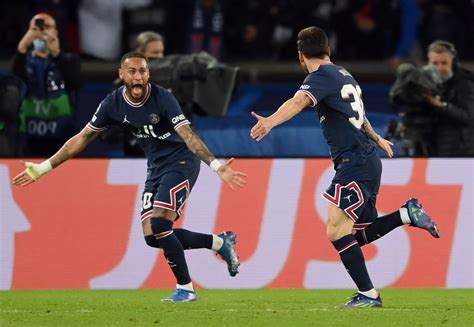 Primeiro Gol De Lionel Messi No Psg é Eleito O Mais Bonito Da Fase De