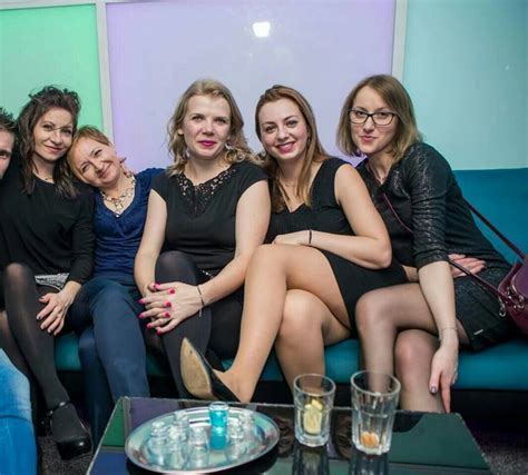 Pin By Sonia On Clubbing Pantyhose Pantyhose Clubbing Girl