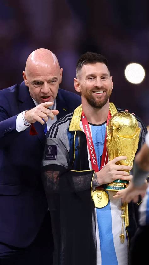 Discover More Than 65 Messi Kissing World Cup Trophy Wallpaper Latest