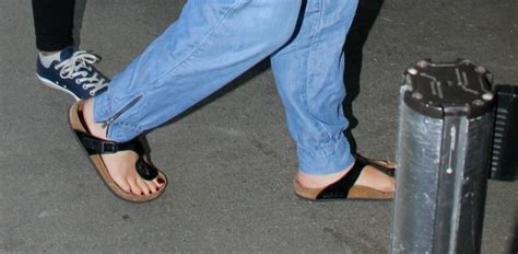 christina applegate s feet