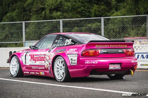 「最強180sx列伝」競技ドリフト仕様として進化を続ける粟野如月“キサエイティ”に迫る！ ｜ Web Option ウェブ オプション