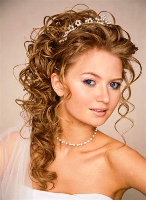 Long Curly Hairstyles For A Wedding Fik