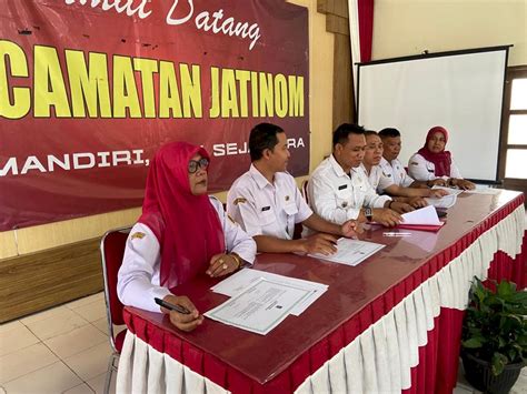 Penandatanganan Fakta Integritas Dan Perjanjian Kinerja Kecamatan