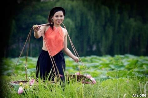 [top] Thơ Viết Về Cô Gái Thôn Quê Hay Loạt Thơ Ca Ngợi Con Gái Quê Dịu