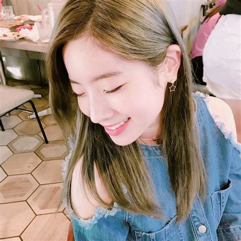 Pin Oleh Cj ☾ Di Kpop Groups Tahu Momo Nayeon