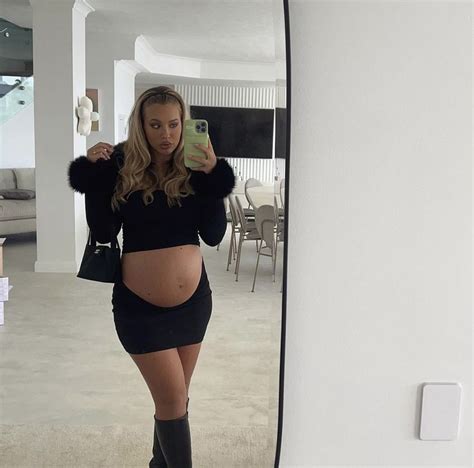 Pin By Mel On Tammy Hembrow Ii Pretty Pregnant Tammy Hembrow