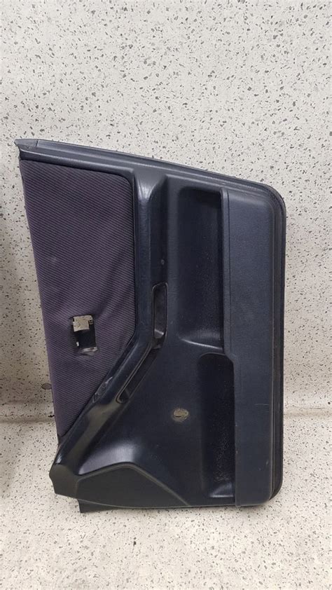 Boczek Tapicerka Drzwi Prawy PrzÓd Audi 80 B4 11550126206 Oficjalne