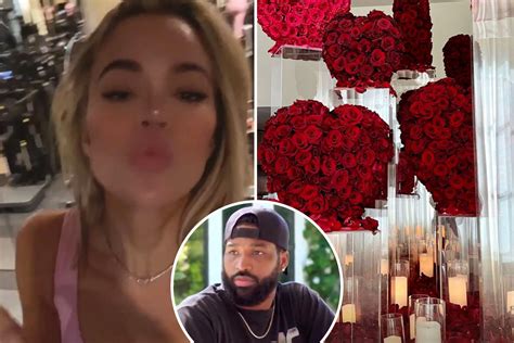 Khloe Kardashian Blows Kiss In Pink Sports Bra And Shows Off Roses In
