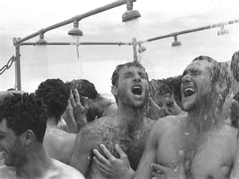21 Breathtaking Pictures Of Idf History Men Shower Men In Shower