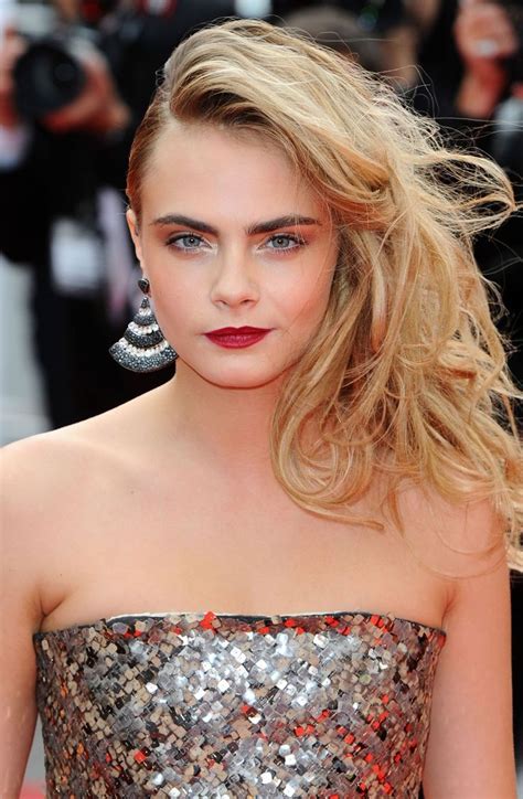 25 Stunning Photos Of Cara Delevingne Hair Pieces Blonde Hair Cool