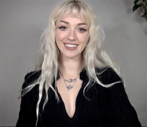Does Anyone Know Her Name R Ladyladyboners