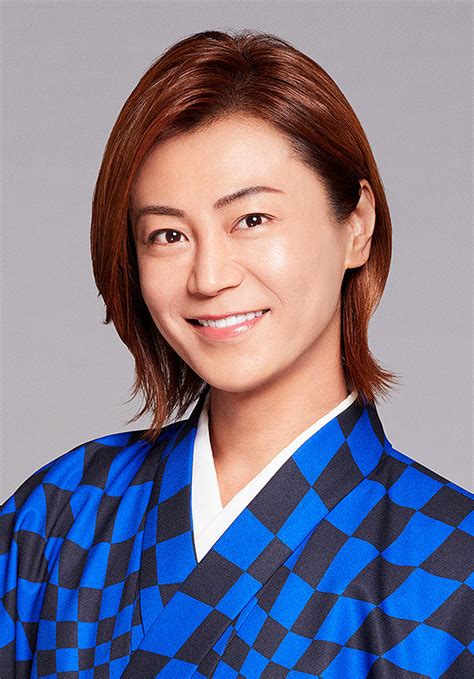 プロフィール 氷川きよし 日本コロムビアオフィシャルサイト