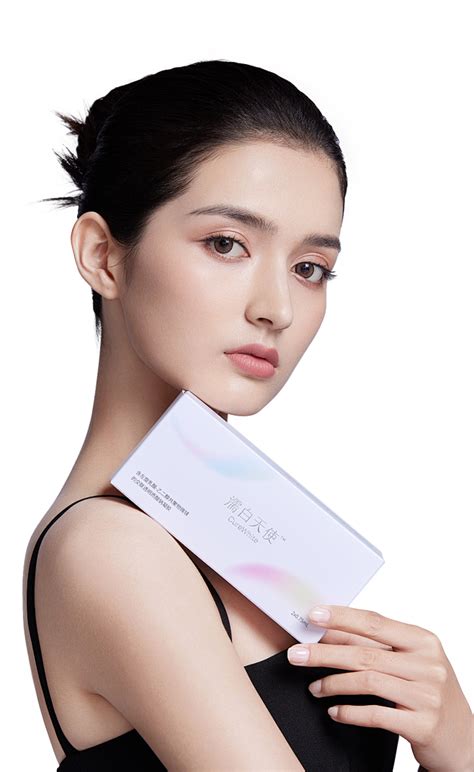 乳白天使模特 2