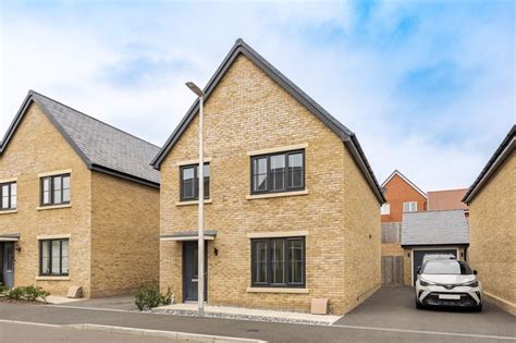 4 Bed Detached House For Sale In Trefoil Way Ridgewood Uckfield Tn22