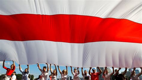 Eu Threatens Sanctions Stands With Pro Democracy Protests In Belarus