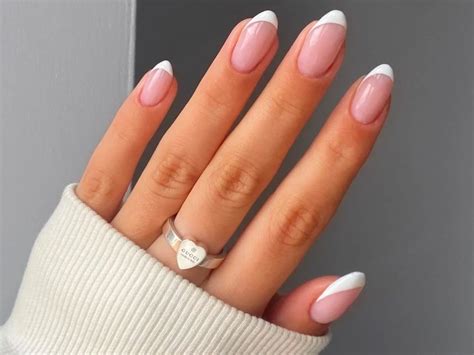30 Stunning White Nail Designs Classy Looks To Try In 2023 Haul Of Fame