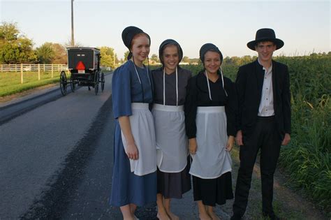 Amish Skirts Amish Clothes Amish Clothing Amish Amish Culture