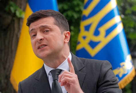 Ukraines Zelensky Pulled Back Into U S Political Fray After Leaked