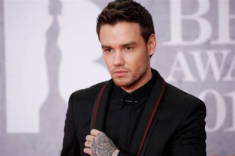 Liam Payne Foi Carregado Por Seguranças Antes De Morrer 25 11 2024