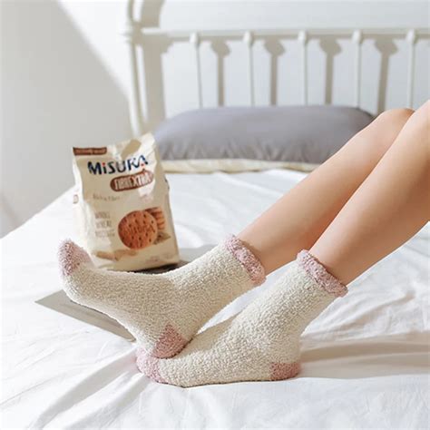 Gaoke Women Winter Coral Velvet Socks Towel Home Thickening Sleep Snow