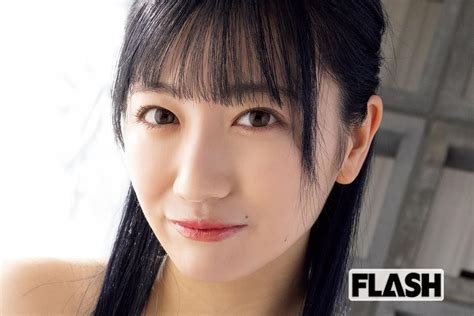 国民的アイドルグループの元メンバー・高橋きら 「胸のサイズには自信」アイドル人生の節目に大胆に！ Smart Flash スマフラ[光文社週刊誌]