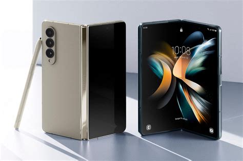 Samsungs Galaxy Z Fold 4 Took Productivity Tips From Your Pc Stuff
