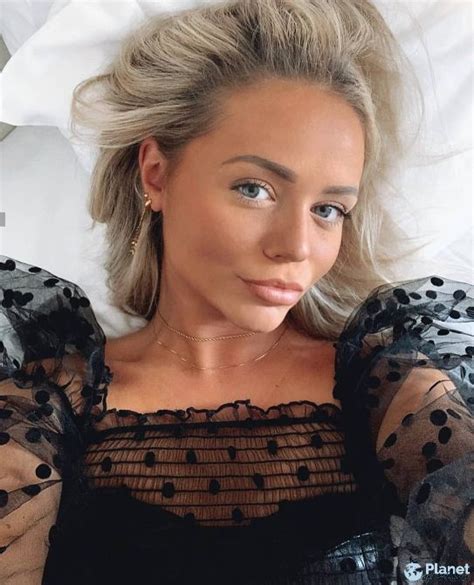 Average Swedish Woman