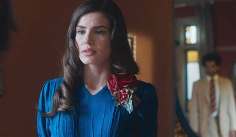 Marê Fica Perplexa Ao Ver Gilda Sendo Simpática Com Marcelino Em Amor