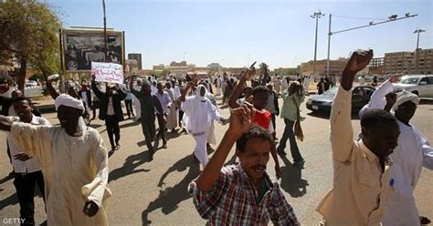 الشرطة السودانية تفرق مظاهرة بالقوة سكاي نيوز عربية