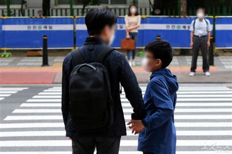 강서구 어린이집 13명 집단감염…성경모임 전파 추정 노컷뉴스