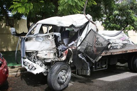 Lindas Bakery Driver Dies In Crash