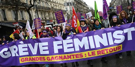 Manifestation Contre Les Violences Faites Aux Femmes Des Milliers De