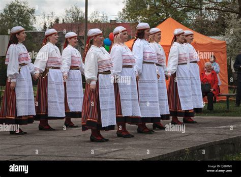 Estonia Luganuse Kivili 05 28 2022 Summer Event A Group Of Women In