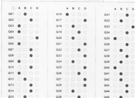 python detecting small circles using houghcircles