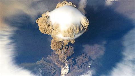 5 Largest Volcano Eruptions In Recorded History Youtube