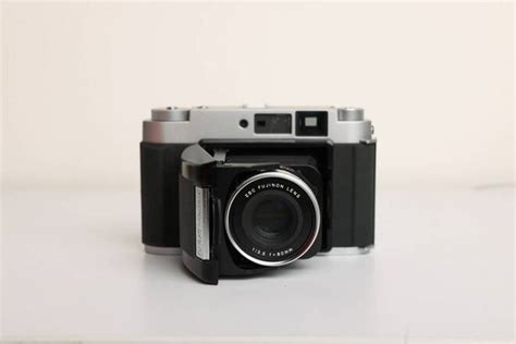 Fujifilm Gf670 Professional 6x7 Medium Format Film Camera