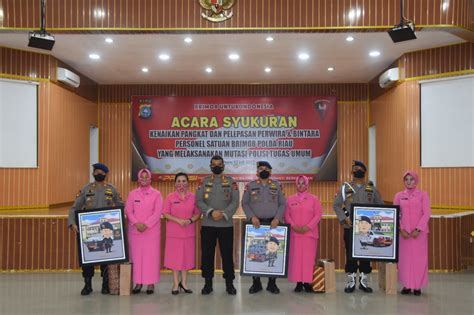 Acara Syukuran Kenaikan Pangkat Dan Pelepasan Personel Brimob Polda