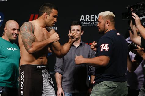 ufc 180 live blog fabricio werdum vs mark hunt mma fighting