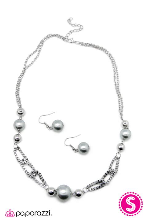 Paparazzi Calm And Connected Silver Necklace And Earring Set