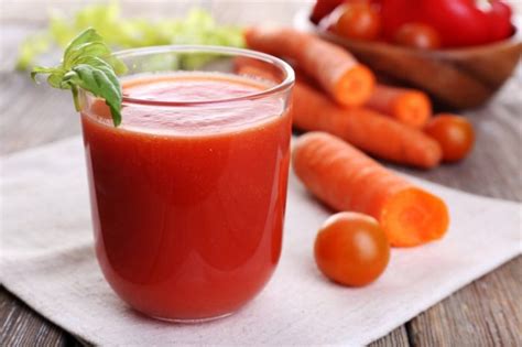 8 Manfaat Jus Wortel Dan Tomat Yang Wajib Kamu Tahu