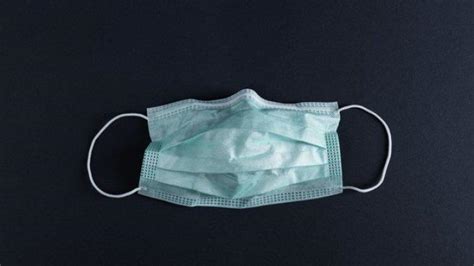 Jangan Pakai Masker Bekas Lebih Berbahaya Daripada Tak Pakai Masker