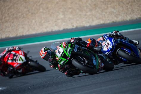 World Superbike Champion Jonathan Rea Crashes Out Of Final Race Of 2020