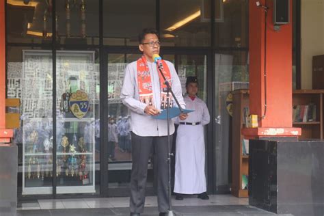 Kegiatan Upacara Peringatan Hari Pendidikan Nasional Tahun 2023 Sman