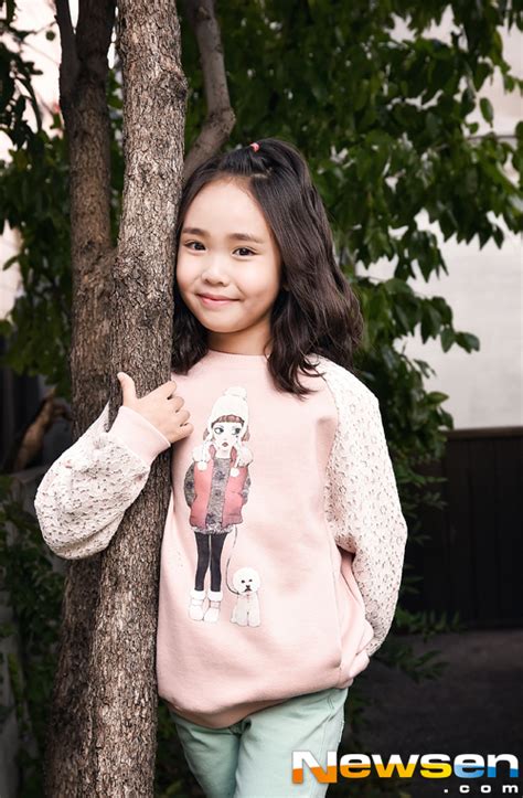 김지영 前 남친 “법적대응 변호사 살 비용으로 돈 갚아” 두번째 폭로 예고 손에 잡히는 뉴스 눈에 보이는 뉴스 뉴스엔