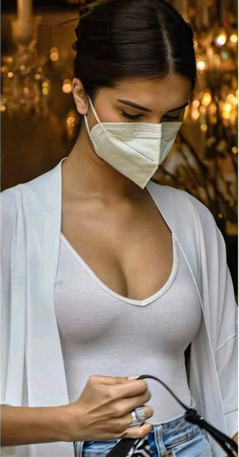 Tara Sutaria Tarasutaria