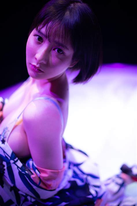 Luna Amemiya 雨宮留菜 デジタル写真集 「~real~vol 5」 Set 03 Share Erotic Asian