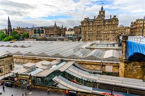 Edinburgh Waverley Train Station Visit One Of The Busiest Terminals